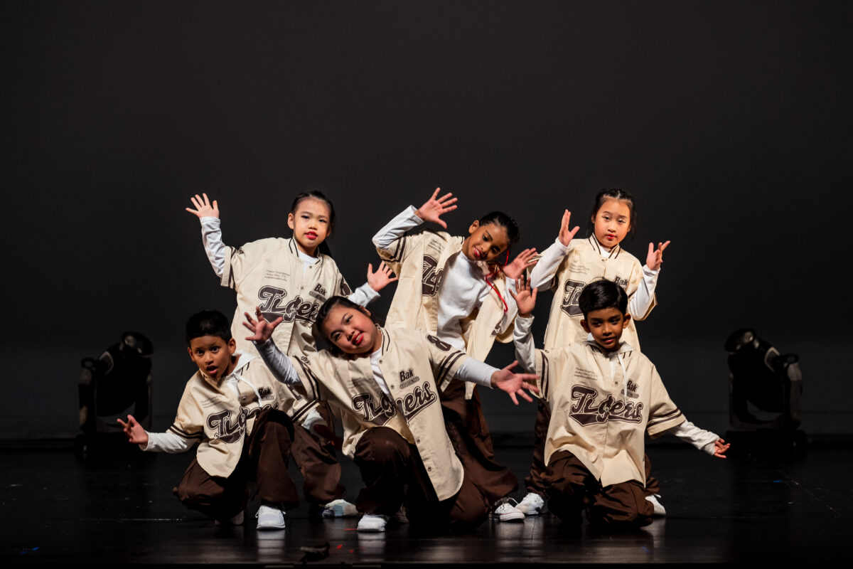 Fun Hip Hop Dance Classes & Studio Singapore | Emerge AMA